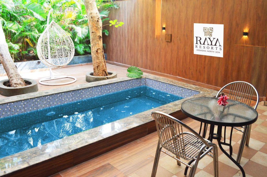 Luxury Pool View Room - Raya Resort & Spa